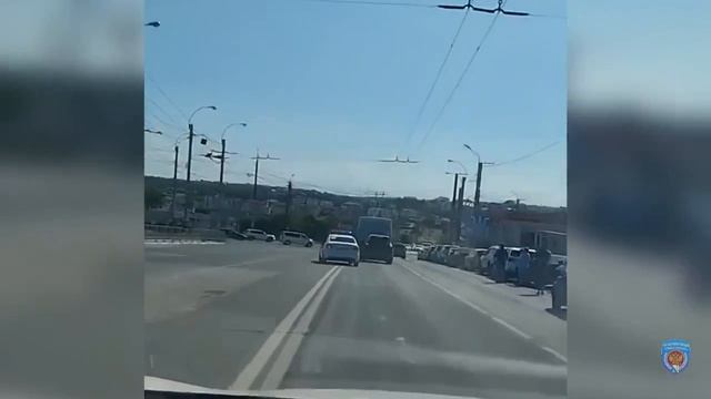 Севастопольская семья благодарит сотрудников Госавтоинспекции,которые доставили роженицу в роддом