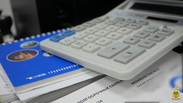 В Краснодаре полицейские и работники банка уберегли сбережения кубанцев от телефонных мошенников