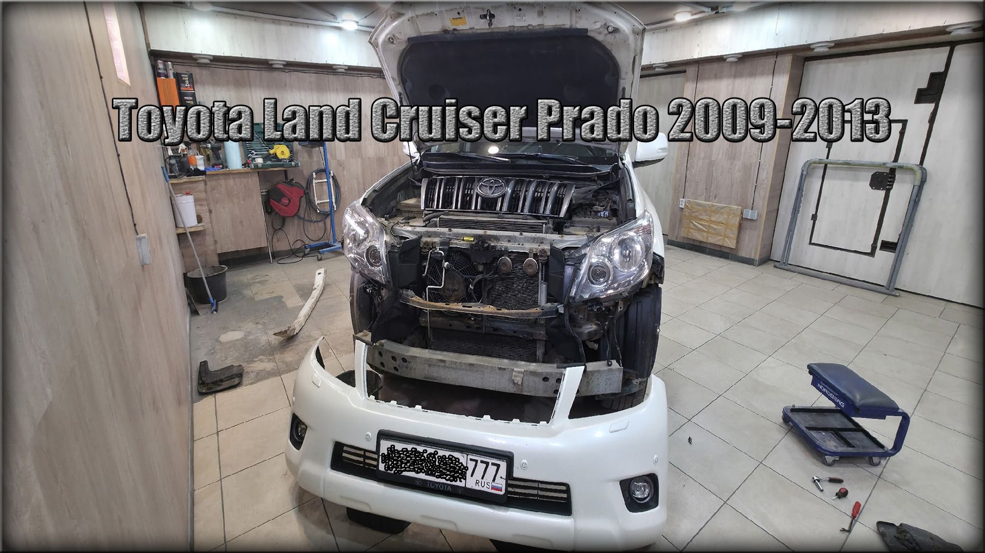 Как снять передний бампер Toyota Land Cruiser Prado 2009-2013 год