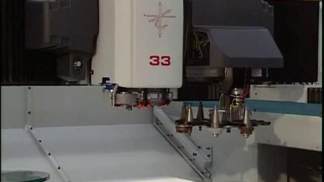 Обрабатывающий центр Intermac Master 33C. Использование агрегата для нижнего подсверливания.
