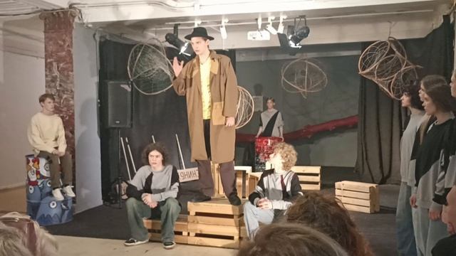 Стих Владимира Маяковского  Екатеринбург-Свердловск
