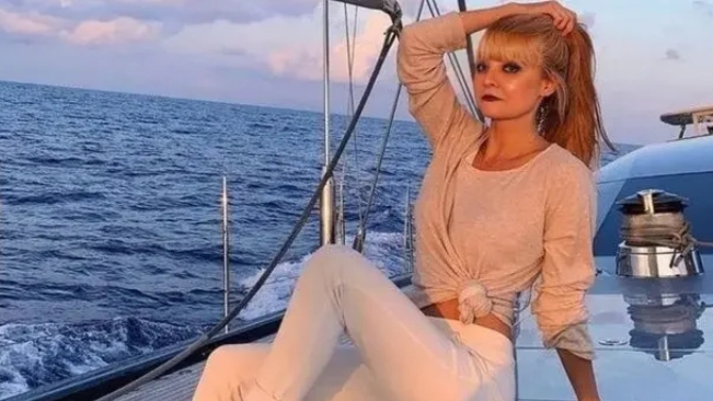 *** "ЯХТА, ПАРУС... ЯЛТА, ЛЕТО" ***