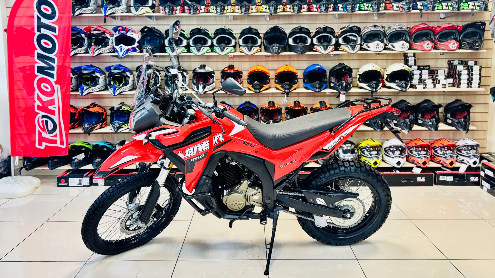 Мотоцикл LONCIN DS250 Красный (Red, RK3), Classic, 2025(ПТС)