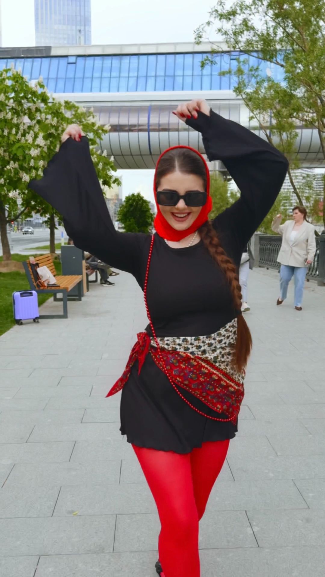 Что не сделаешь ради контента 😀 А вы уже слышали мою новую песню? #хорошенькиймолоденький #сниппет