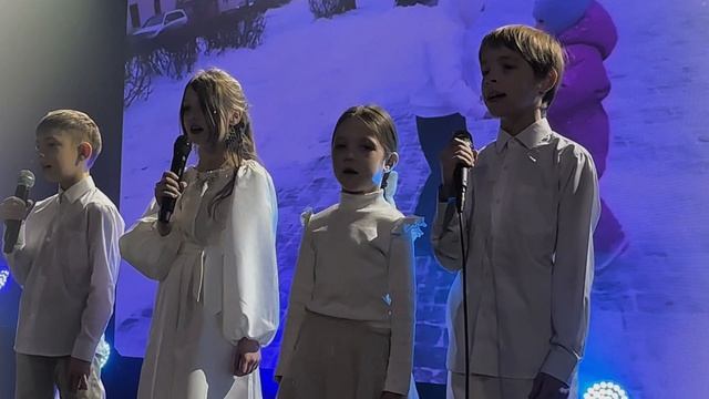 Красивый клип на Рождество ДЕТИ