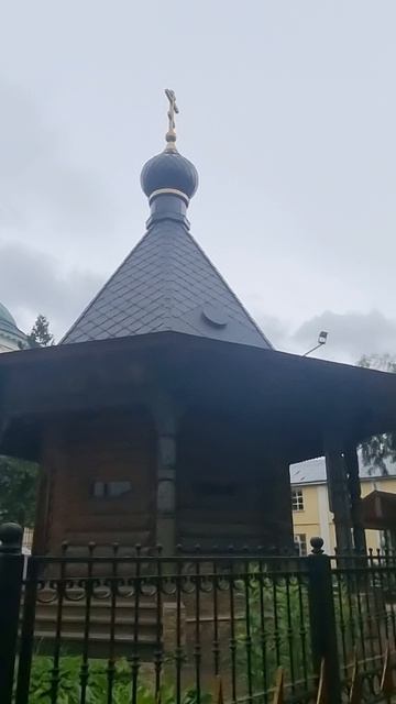 Часовня Филарета на берегу Белого озера в Косино