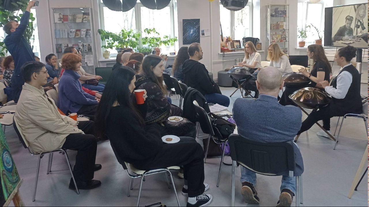 Выступление камерного оркестра «Поле фасоли» под руководством Веры Кудряшовой