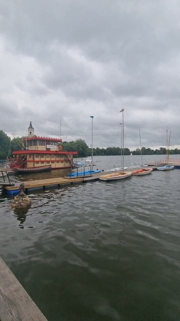 Яхт клуб на Белом озере в Косино