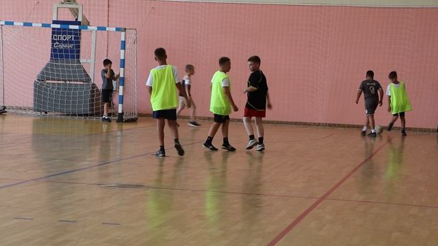 Мини-футбол
