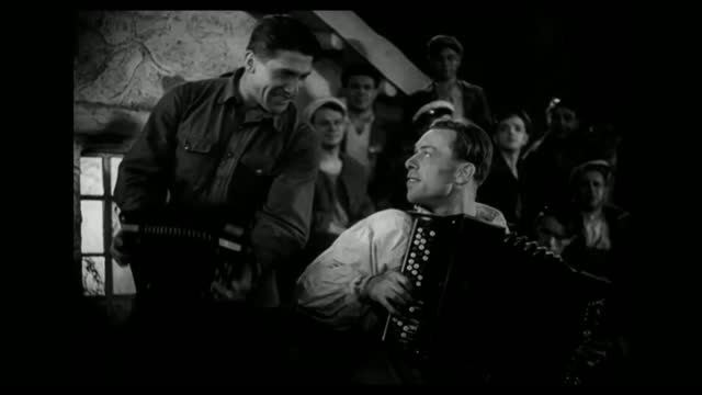 Броня крепка, и танки наши быстры! Фрагменты из фильма "Трактористы". 1939 г.