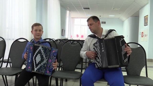 Никита Ронжин Одинокая ветка сирени