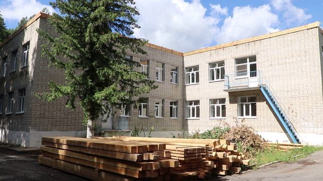 Капремонт двух образовательных учреждений.