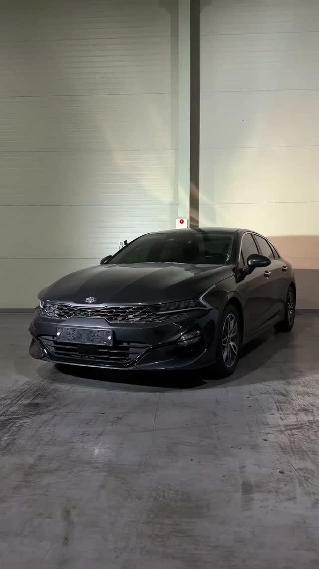 KIA K5 2021 года из Южной Кореи за 2.250.000 рублей