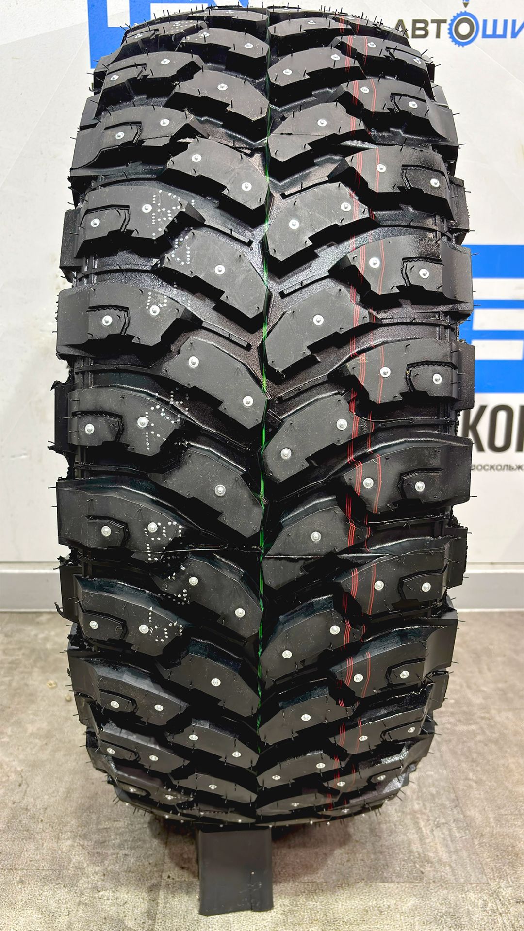 Ошиповка внедорожных шин Comforser CF3000