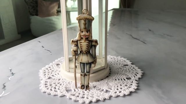 Ёлочная игрушка ЩЕЛКУНЧИК В БЕЛОМ МУНДИРЕ, металл, 13 см, 2070187-3