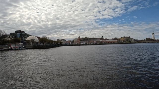 Выборг. Северная гавань. Идём на катере в парк Монрепо.