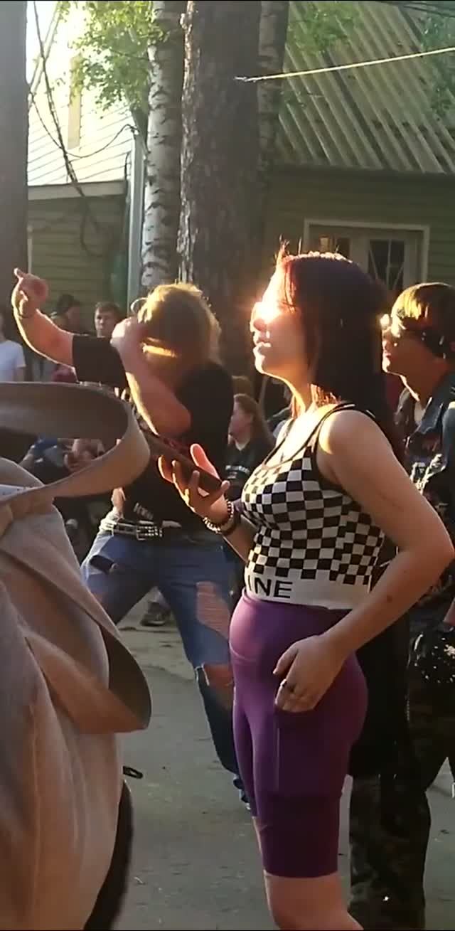 Зажгли под Рок!