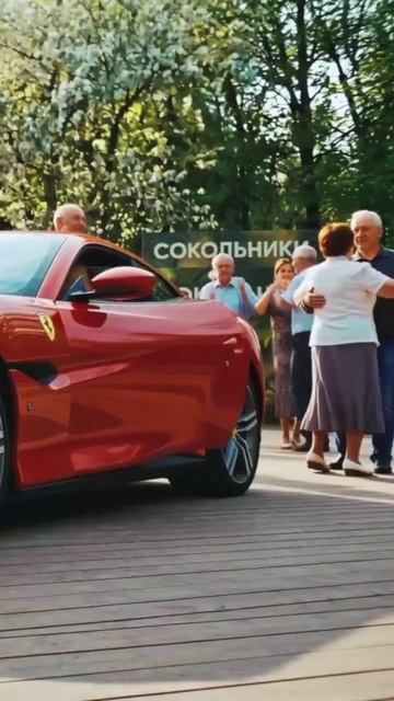 Реакция на новый Ferrari ,бесцененно 😂