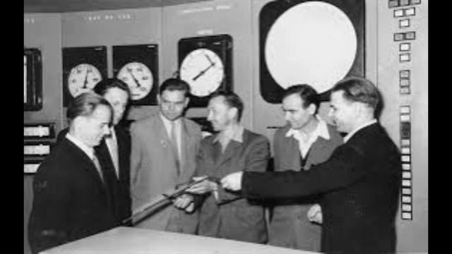 72 года назад - В Обнинске заработала первая в мире АЭС