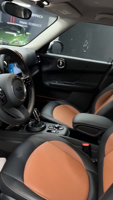 Mini_Cooper_Countryman_One_