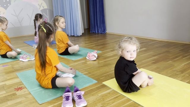 Июнь. Театр физической активности.