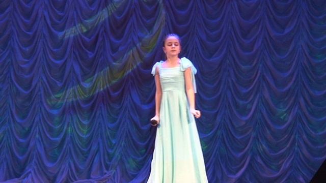 "Ангел" Форопонова Арина, конкурс "Восходящая звезда", 2015