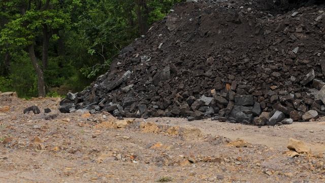 Во Владивостоке создают первую в городе трассу для мотокросса.