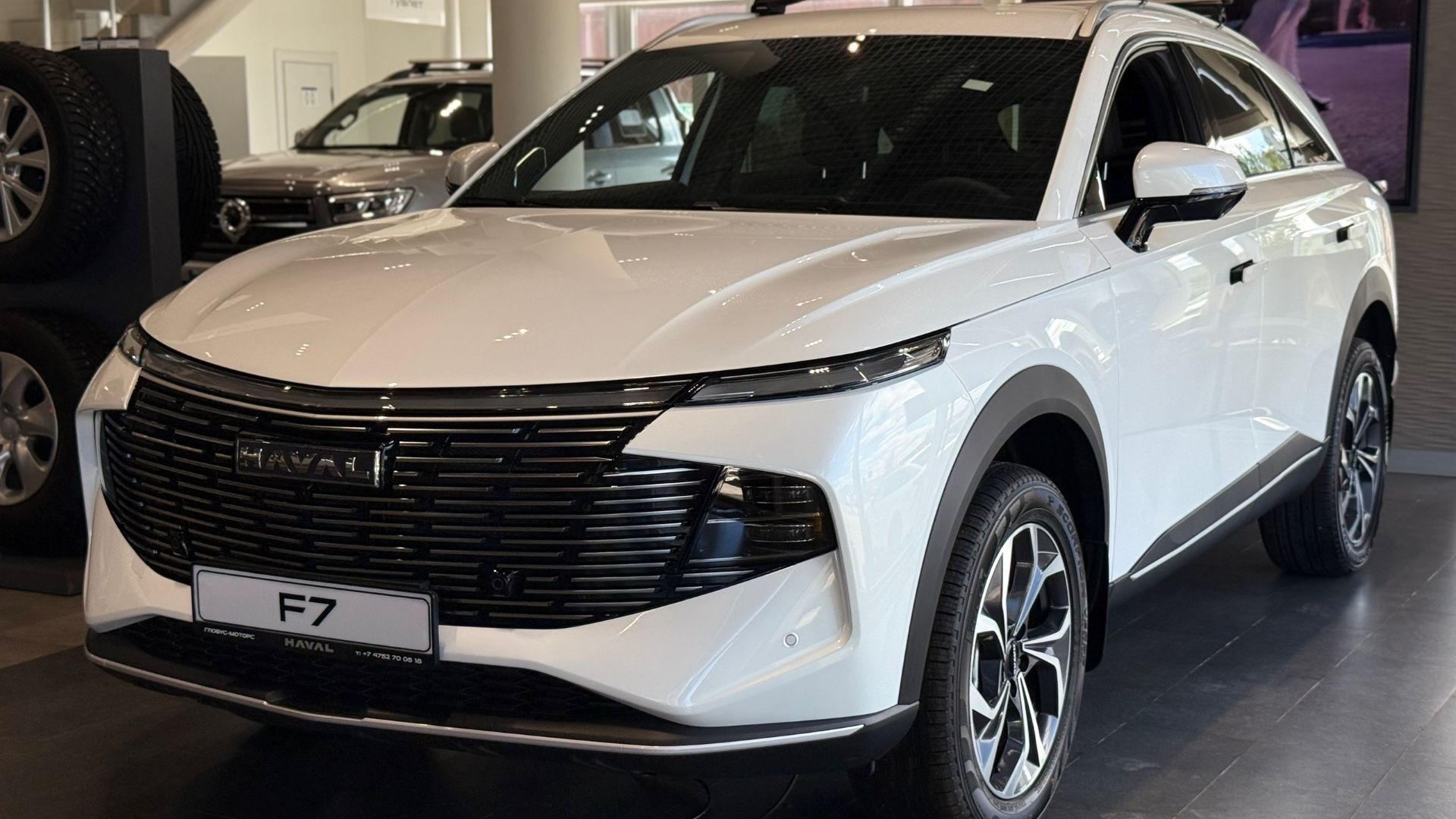 HAVAL F7 в комплектации Премиум белый салон черный