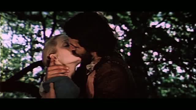 Я поля влюблённым постелю! Фрагменты из фильма "Стрелы Робин Гуда". 1975 г.