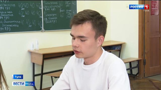 Спасать жизни, помогать людям и носить белый халат для многих — призвание.