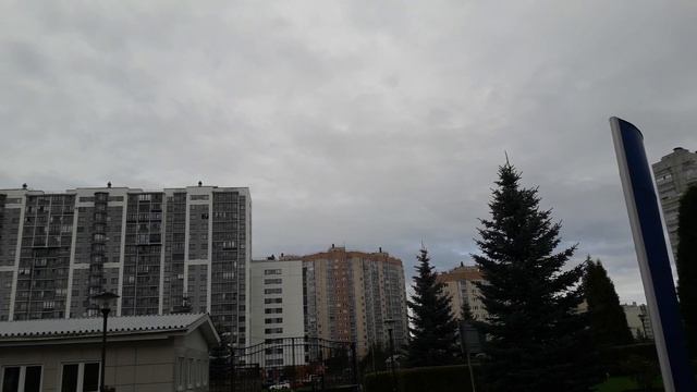 Санкт-Петербург. Клиника МЧС на улице Оптиков. Большой комплекс, Новые технологии.