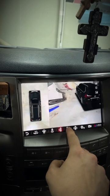 Установка магнитолы NAVI SYSTEMS в Lexus LX 570
