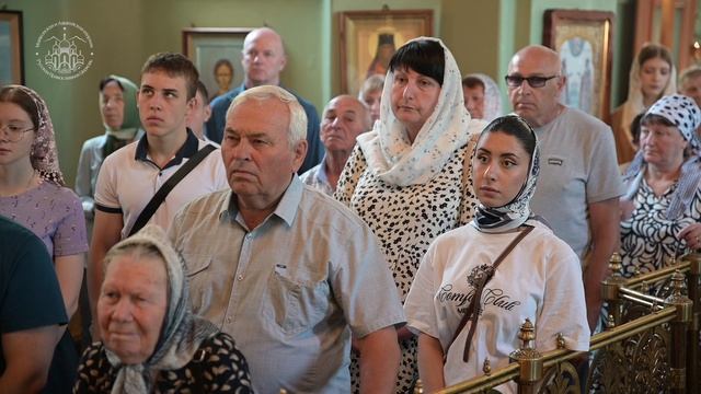 Архиерейское богослужение в Неделю четвертую по Пятидесятнице