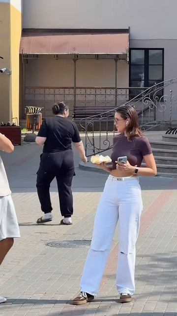 Она подшутила надо мной с помощью ЕДЫ 😭 прикольные шорты для розыгрыша.