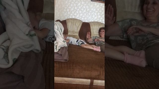 Лина с бабой Валей 1 июля