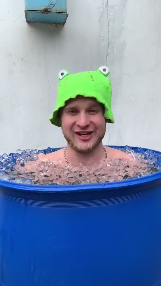 🔥😂 АЛЬБЕРТОВИЧ И ЛЁД (смешное видео, юмор, приколы, поржать, прикол, ржака, ржач, мемы 2026)