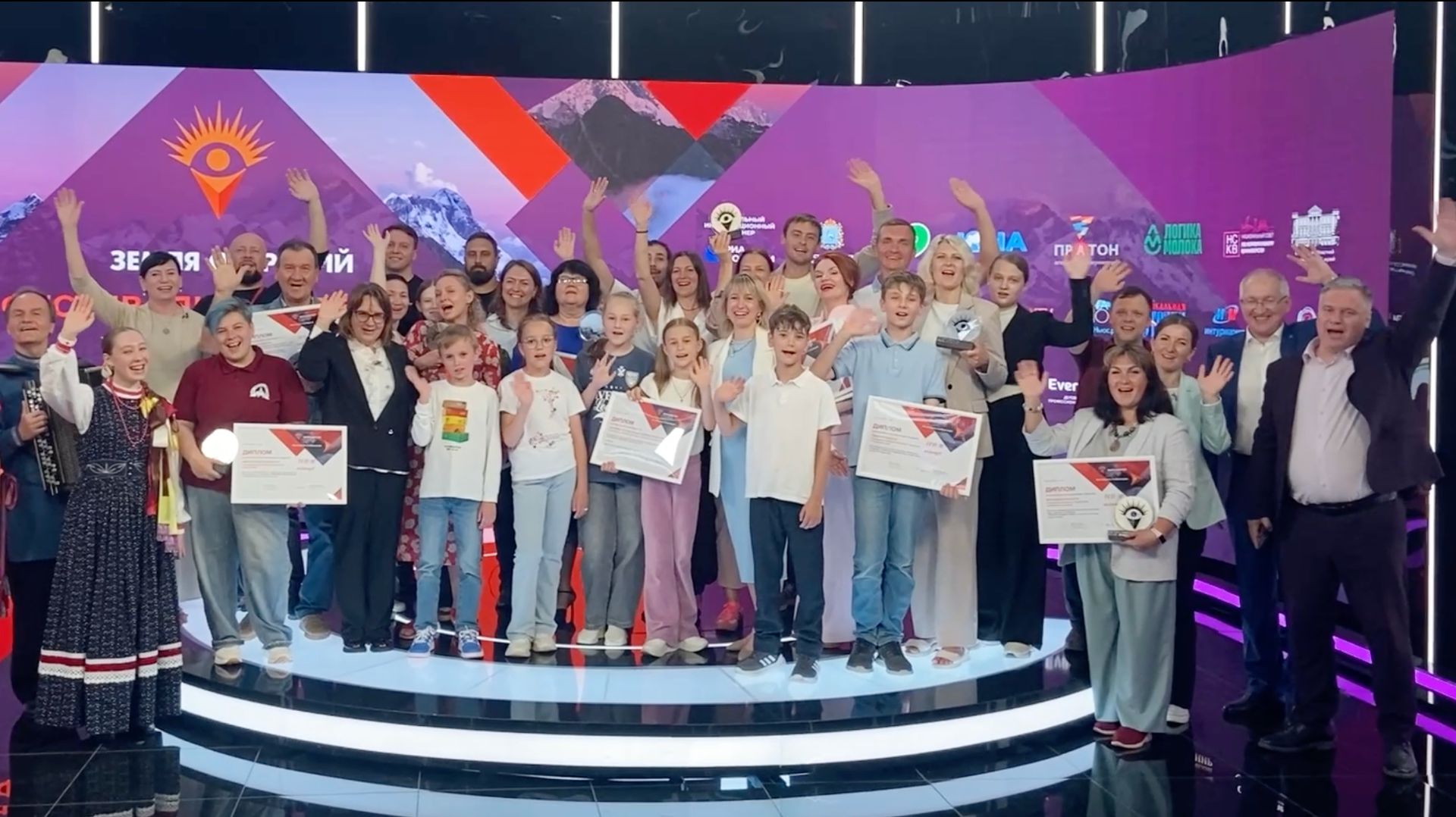 Видеоанонсы