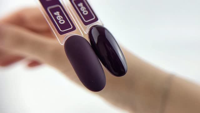 Выкраска: Гель–лак UNO №094 Баклажан - Eggplant