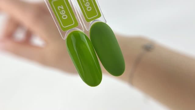 Выкраска: Гель–лак UNO №062 Зеленое яблоко - Green Apple