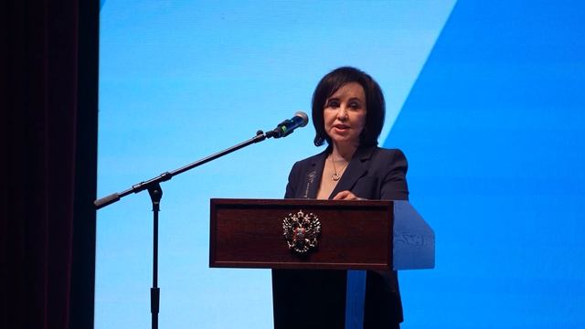 Вера Щербина поздравила горожан со 166-летием Владивостока.