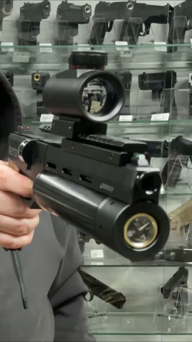 Пневматический пистолет Krugergun Корсар 5.5 мм (240 мм, d42, с манометром, дерево)