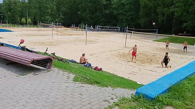 Зона отдыха "Тропарево" Пляжная волейбольная площадка отличное место отдыха