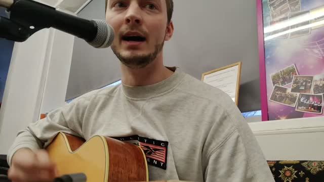 Акустический кавер на песню Владимир Клявин - Планы