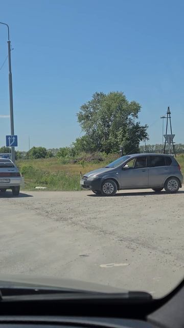 Небольшая очередь на заправку