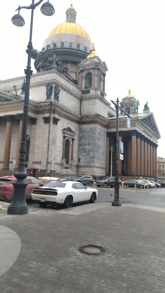 Ленинград (Санкт-Петербург), Исаакиевский собор, внутренний вид, туристы  Фрагмент 1-4