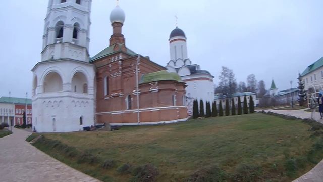 Монастыри, храмы, часовни