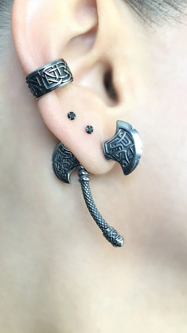 Моносерьга "Секира Конунга" от StarfallShop