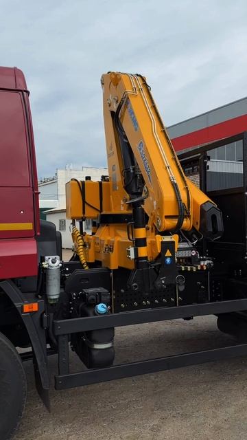 В наличии КАМАЗ 65117-010420-49  с гидравлическим КМУ XCMG SQZ 132-4