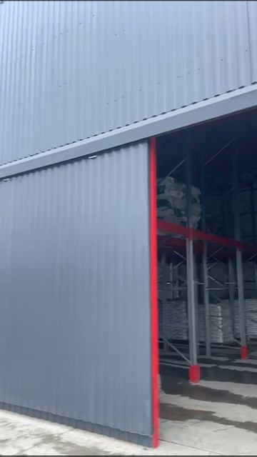 Склад а стеллажах ПСК Сталь с обшивкой профлистом
