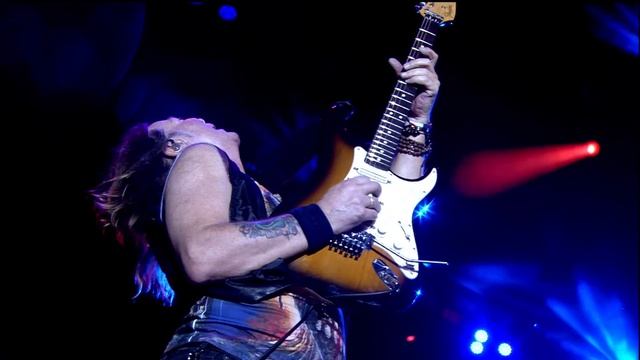 Iron Maiden - Fear Of The Dark (The Book Of Souls Live Chapter)